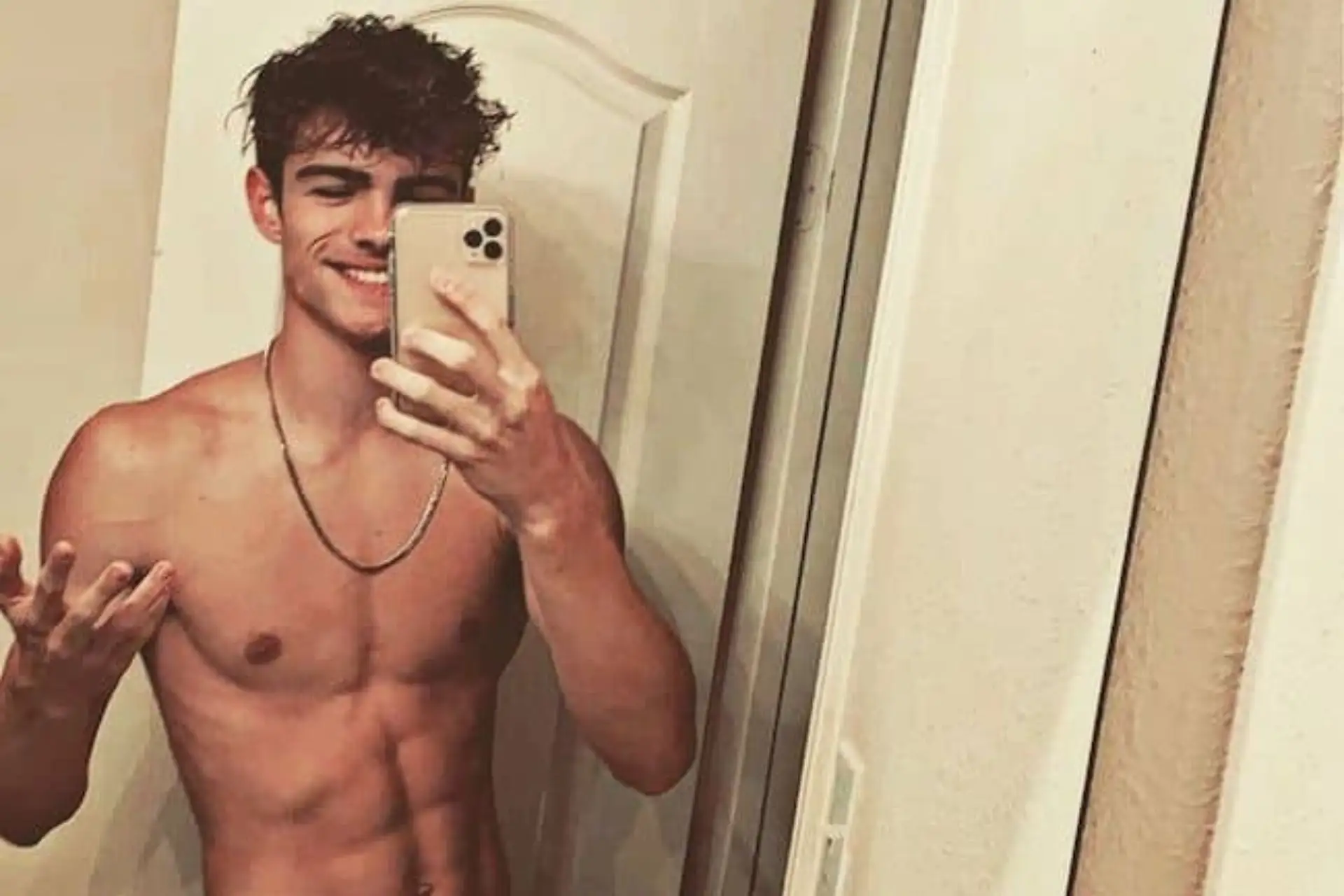 Trey Mitchell Levy (TikToker) Wiki, Age, Height, Net Worth & More