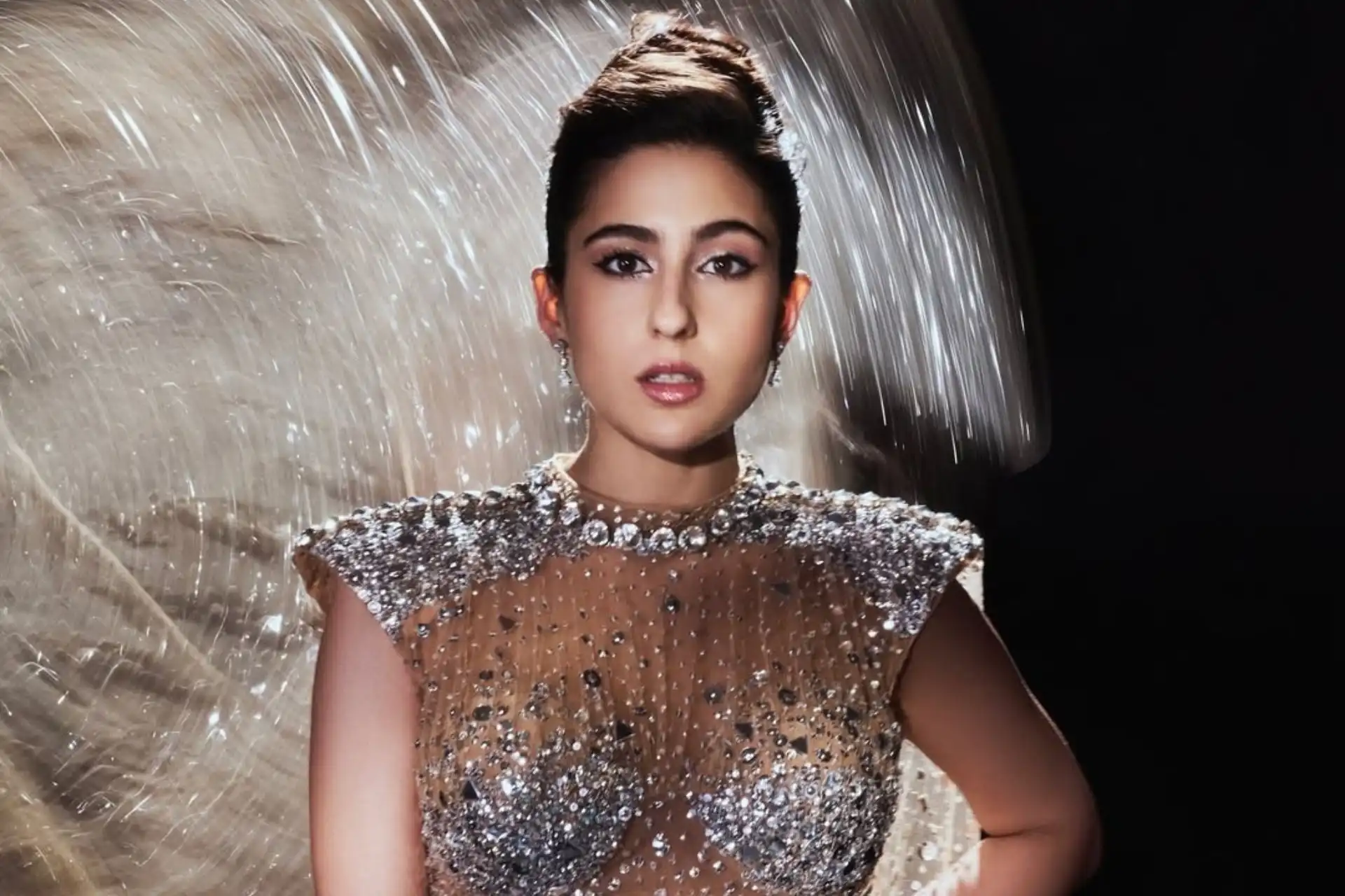 Sara Ali Khan Actress Wiki Bio Age Net Worth Height And More