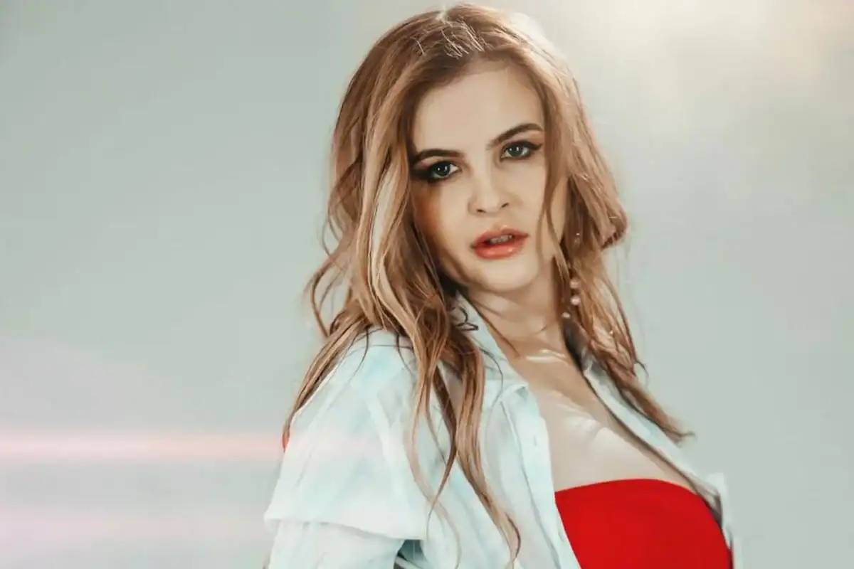 Candy Alexa Wiki, Age, Net Worth, Height, BBC, Family & More