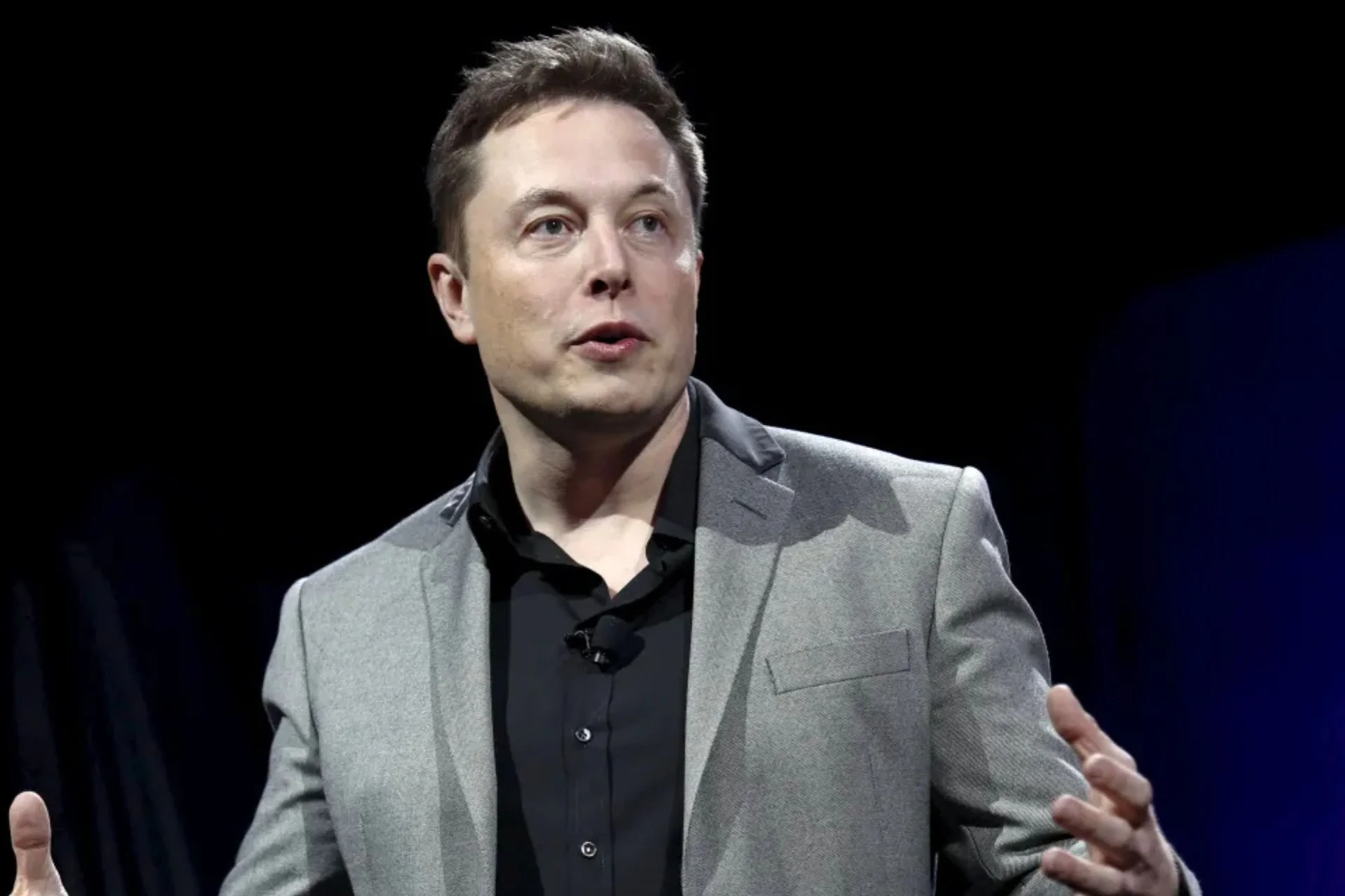 Elon Musk Wiki, Age, Net Worth, Feet, Height, Family & More